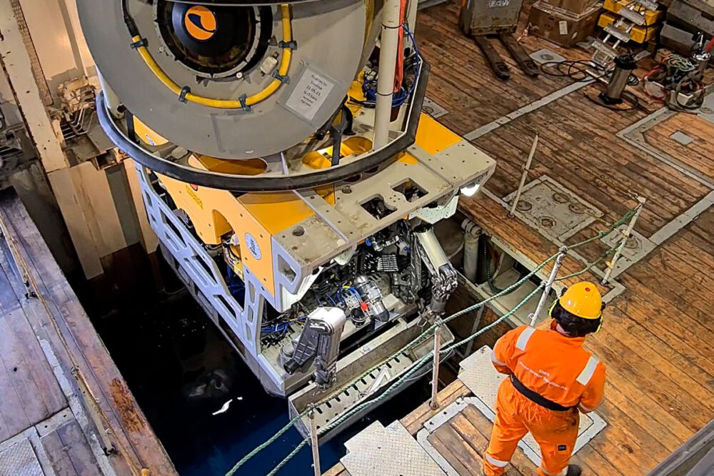 Into the depths of the Arctic Ocean